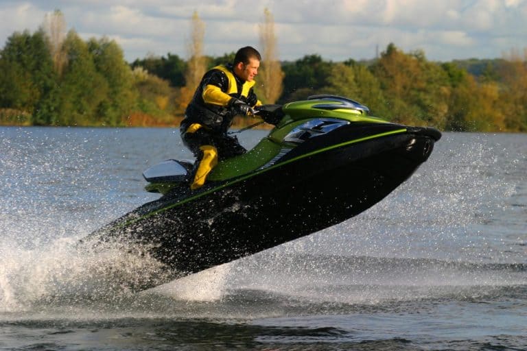 30 Different Types Of Water Sports And Water Activities You Must Try ...