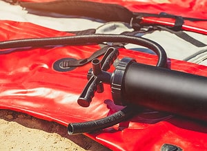 How To Inflate & Deflate A Kayak: The Ultimate Guide (With ...
